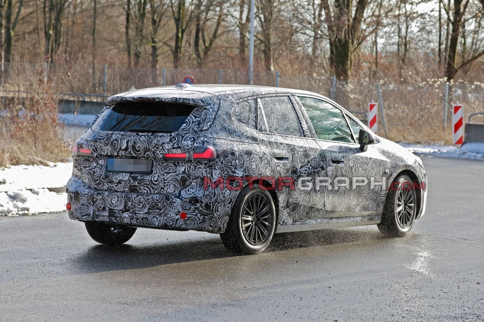 [스파이샷] 작지만 알찬 BMW 2시리즈 액티브 투어러…전기차도?