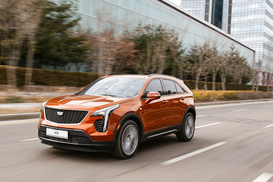 캐딜락, '영 아메리칸 럭셔리 SUV' XT4 출시…가격 5531만원