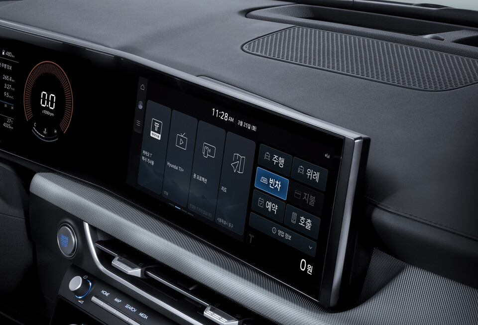 현대차, 2025 쏘나타 택시 출시! "카카오 택시 앱 순정 디스플레이에 연동!"